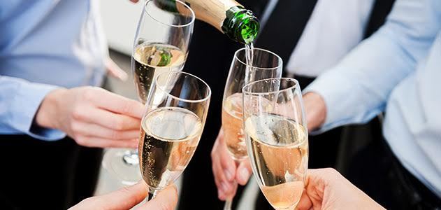 Pots de fin d'année : une coupe, vraiment ? - Le Conseil National des ...